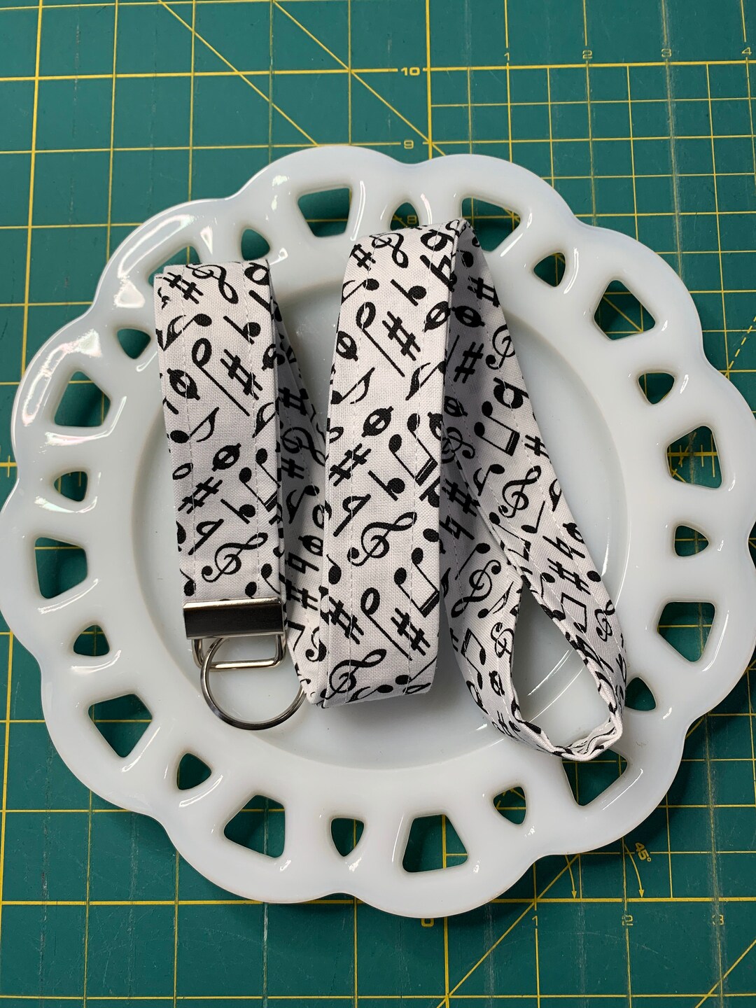 Music Notes on White Lanyard - Etsy