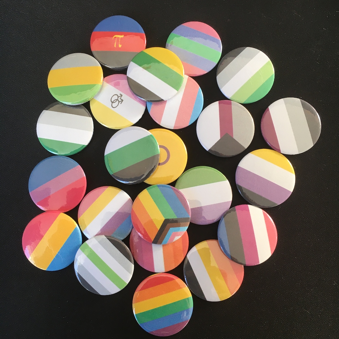 Pride Flags! LGBTQ+! Button Badges! Pin Badges! 25mm! 38mm! #trans ...