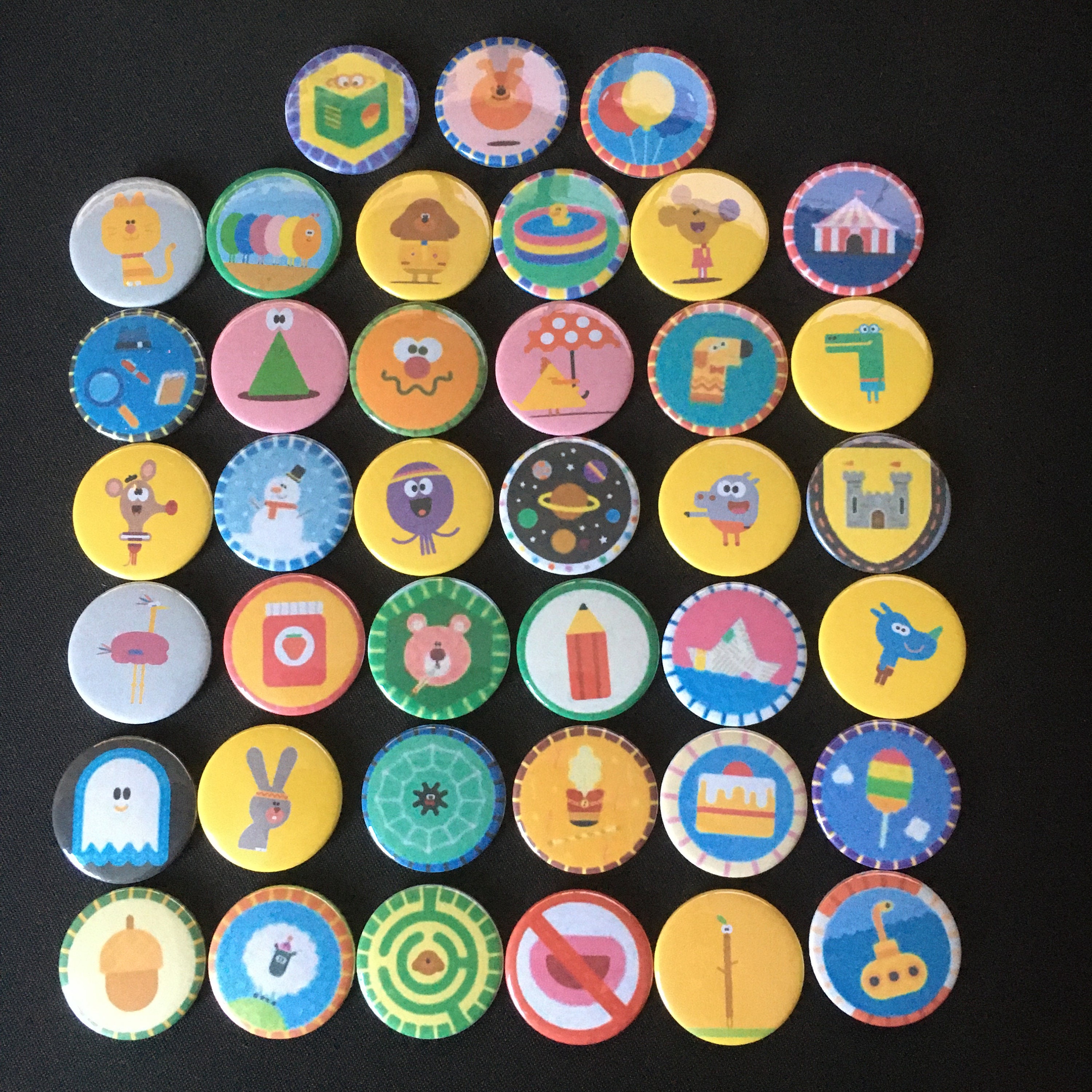 Hey Duggee Button Badges 25mm Etsy UK Hey Duggee Button Badges 25mm Etsy UK