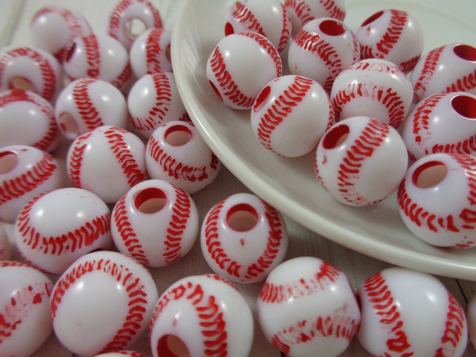 24 Pcs Baseball Shaped Beads White Red Round Beads Kids - Etsy