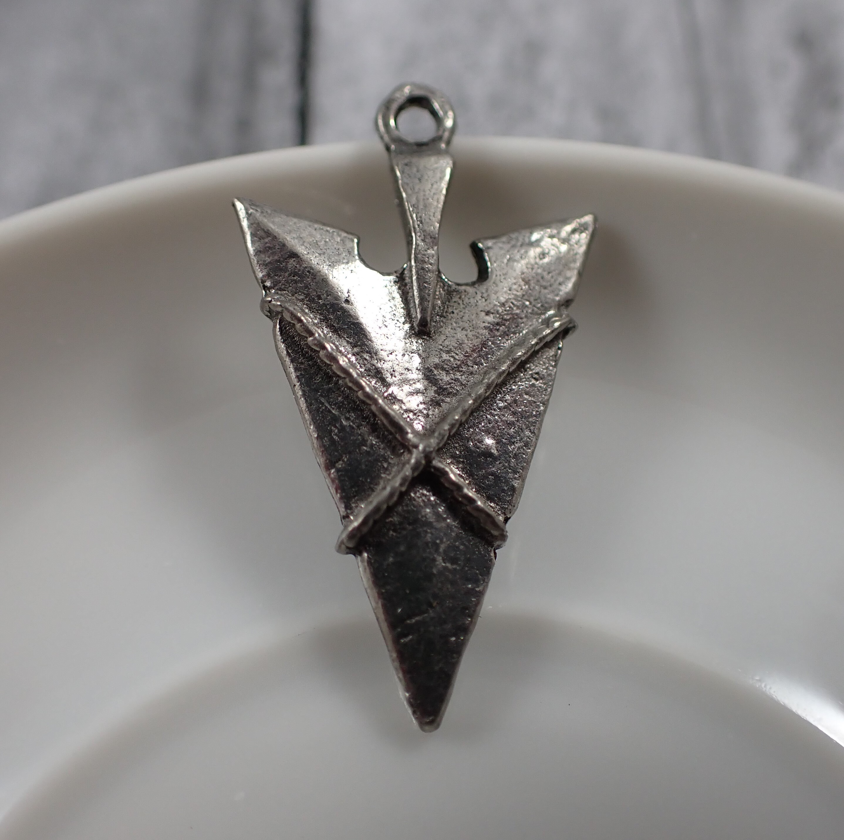 1 Piece Silver Arrowhead Pendant Flat Thin Metal Arrow Head | Etsy