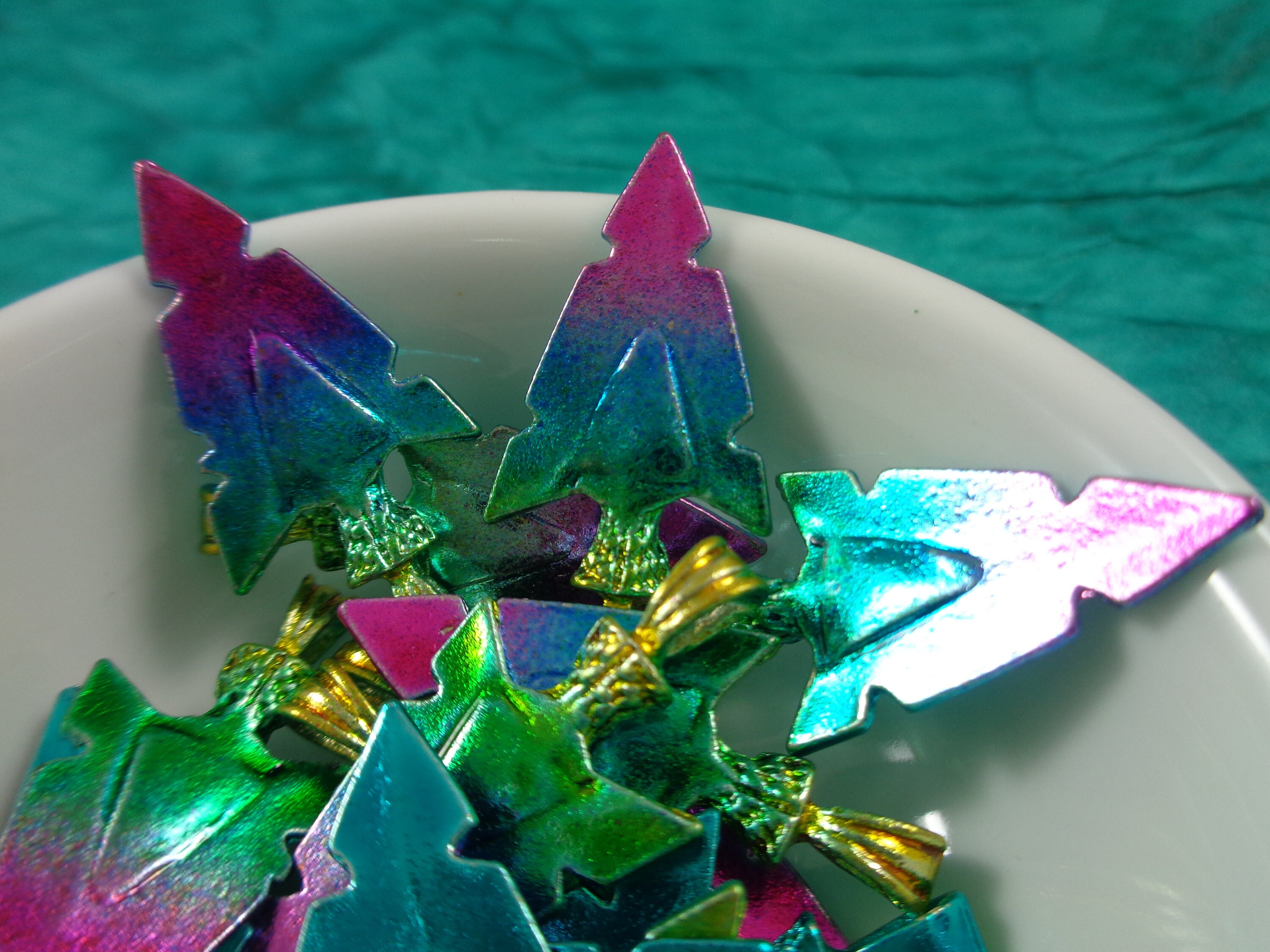 1 Piece Rainbow Arrowhead Pendant - Flat Thin Metal Arrow Head ...