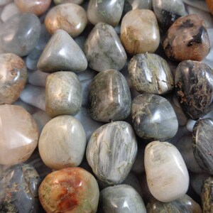 9 Pretty Polished Nugget Stone Beads 20x16x10mm Gray Cream - Etsy