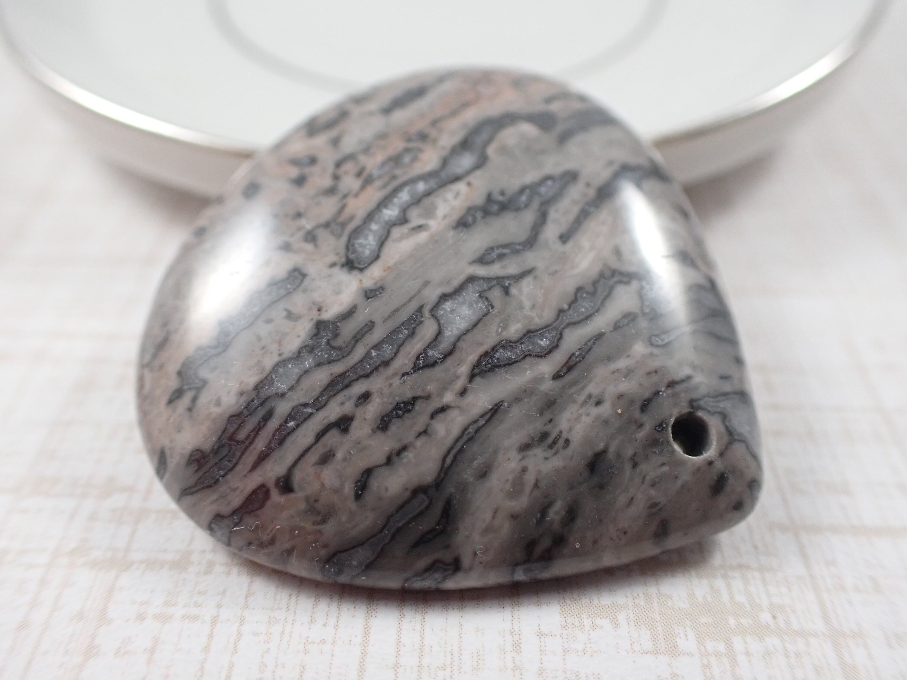 1 Piece Gray White Striped Jasper Pendant Teardrop Flat Back - Etsy ...