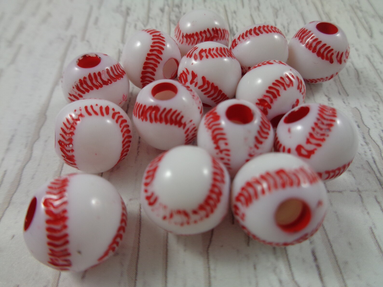 24 Pcs Baseball Shaped Beads White Red Round Beads Kids - Etsy