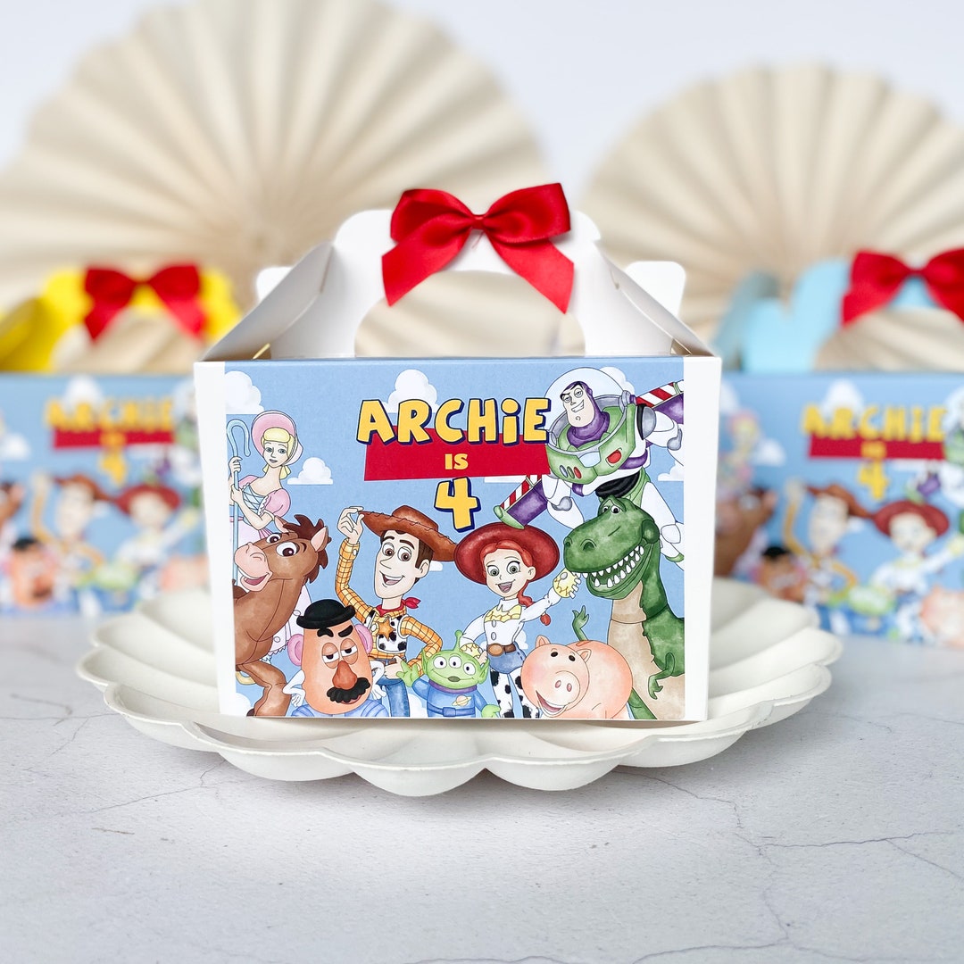 Personalised Birthday Party Activity Box | TOY STORY FRIENDS ...