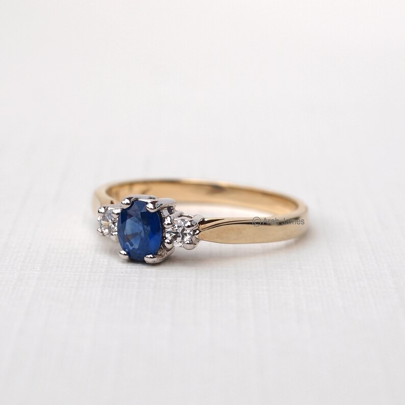 ROSEMARY Vintage Sapphire & Diamond Trilogy Ring - Etsy