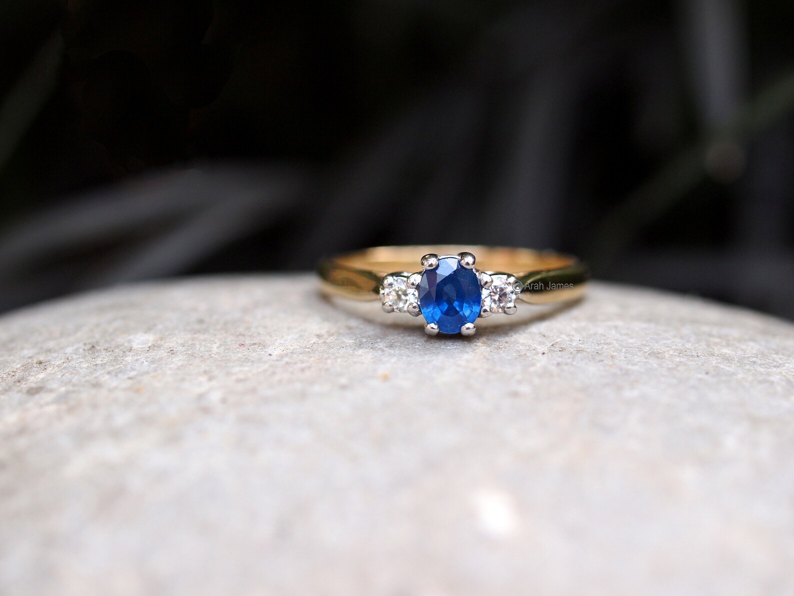 ROSEMARY Vintage Sapphire & Diamond Trilogy Ring - Etsy