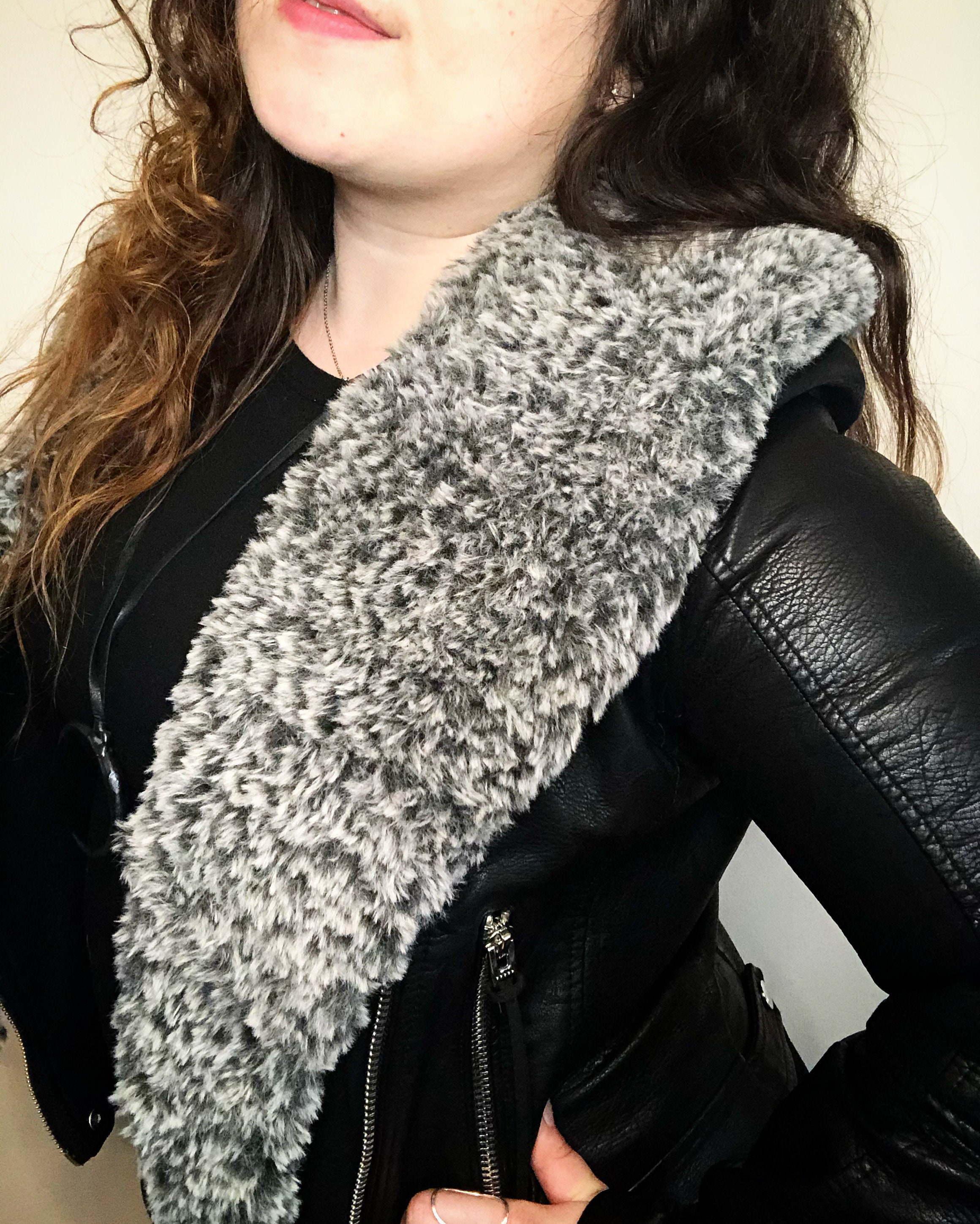 Thuriel Stole Faux Fur Crochet Pattern - Fur Collar - Retro Faux Fur ...