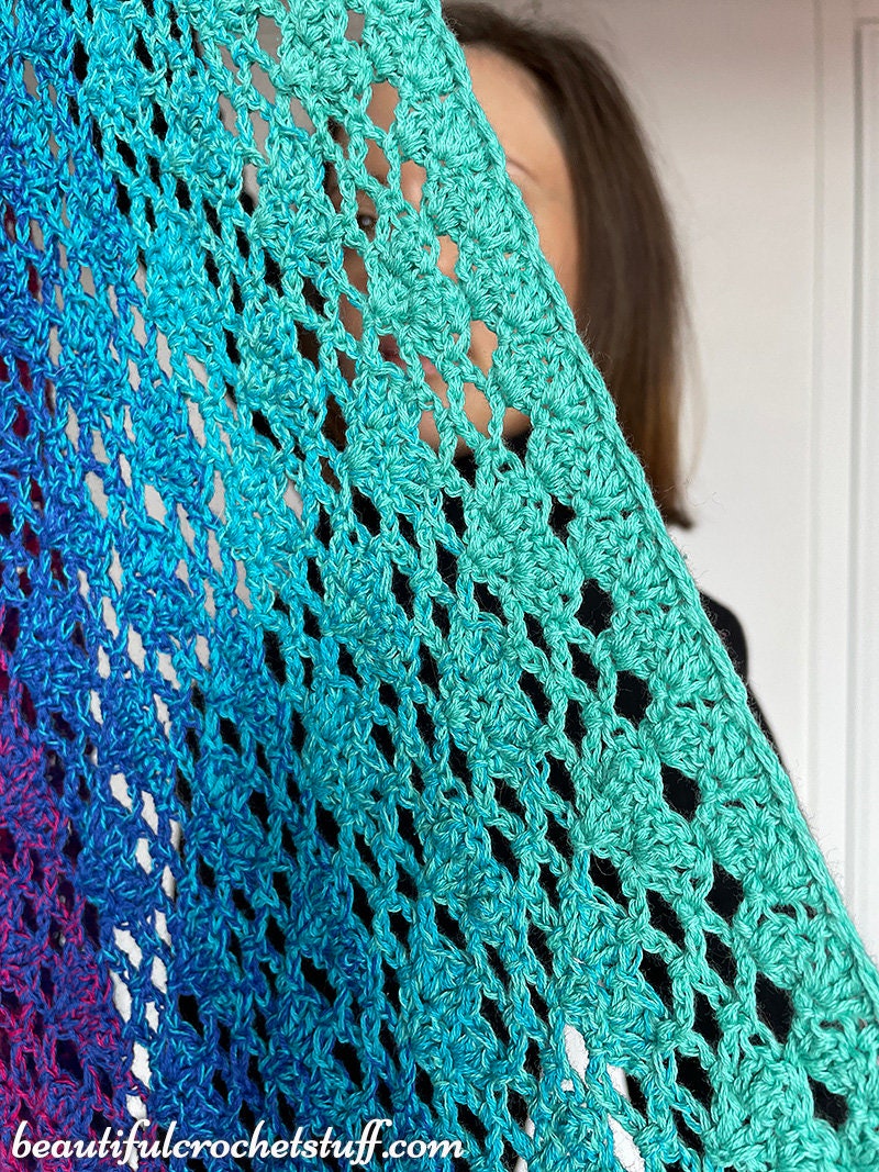 Crochet Hearts Shawl PDF Pattern: Crochet Triangle Shawl - Etsy