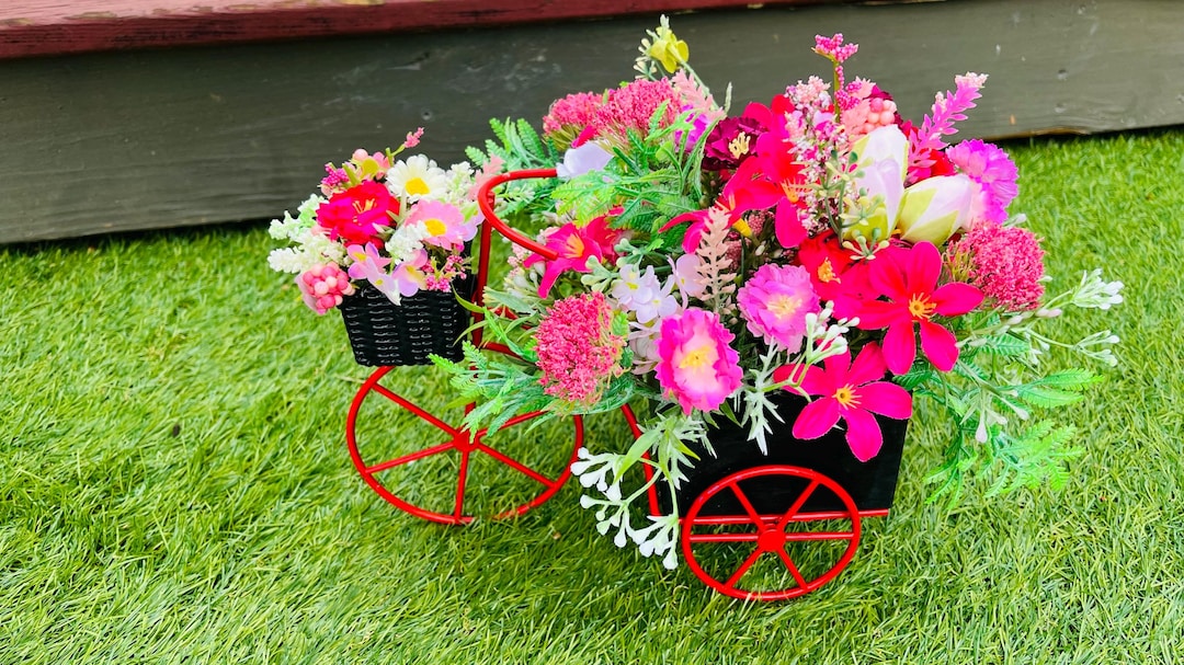 Pink Metal Tricycle 12 X 9 With Mini White Flowers Home or Office Decor ...