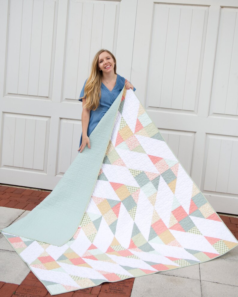 Springtime Floral Throw Size Patchwork Quilt Cirrus Pattern - Etsy