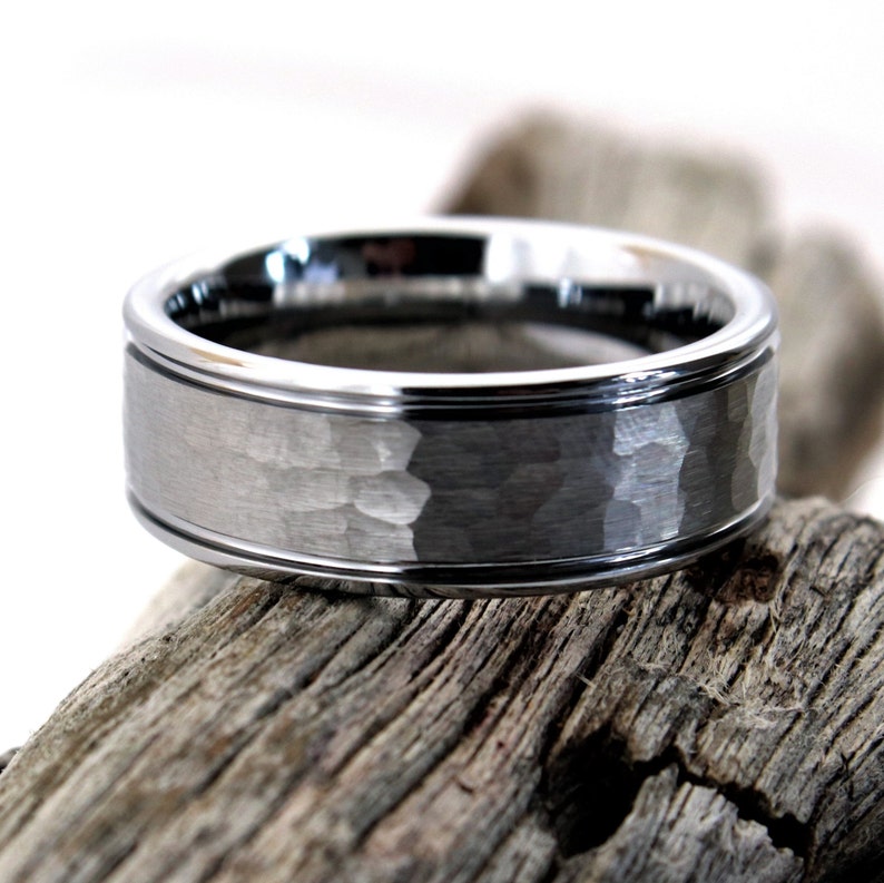 The Atlas Hammered Tungsten Ring Hammered Wedding Band - Etsy Israel