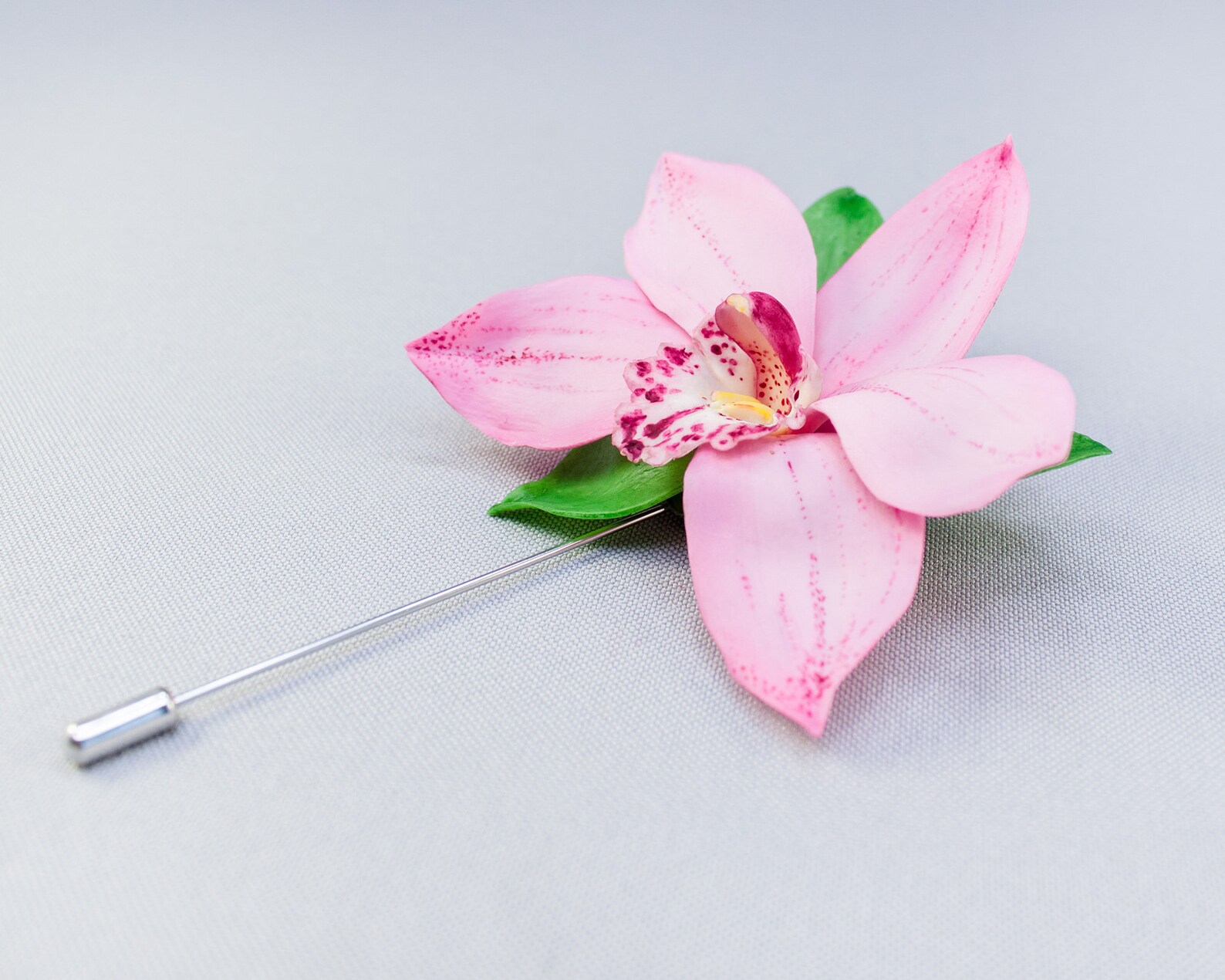 Orchid brooch Lapel flower pin Wedding flower boutonniere | Etsy