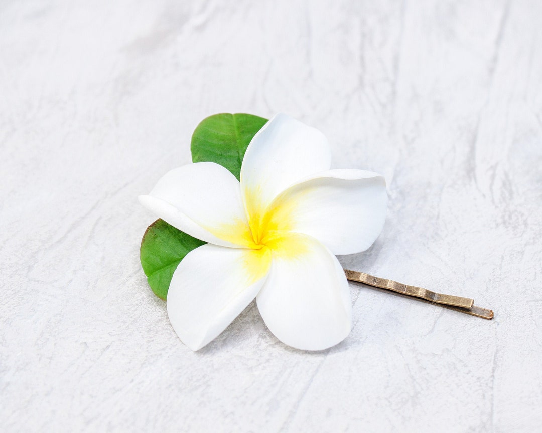 Hair Pin White Plumeria, Realistic Hawaiian Flower Frangipani, Bridal ...