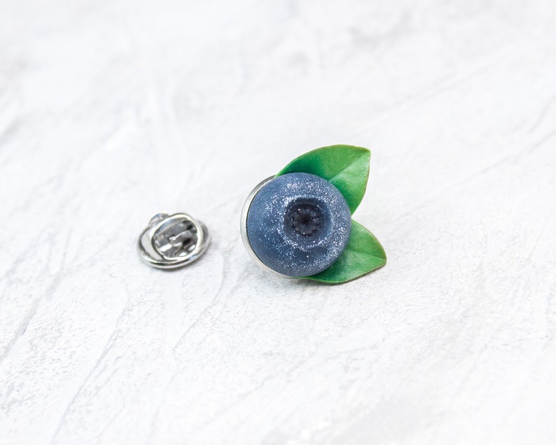 Blueberry Brooch. Berry Pin Brooch. Woodland Botanical Jewelry - Etsy