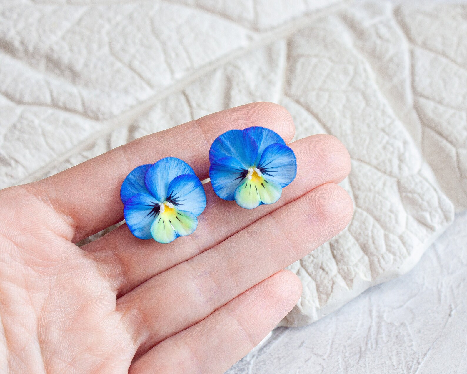 Blue Pansy Stud Earrings Realistic Flower Jewelry - Etsy
