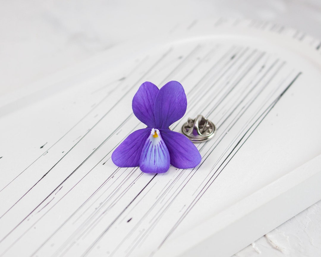 Violet Brooch. Brooch With Realistic Wild Violet Flowers. Spring Purple ...