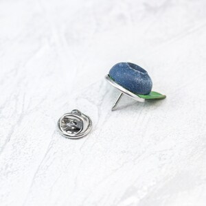 Blueberry Brooch. Berry Pin Brooch. Woodland Botanical Jewelry - Etsy