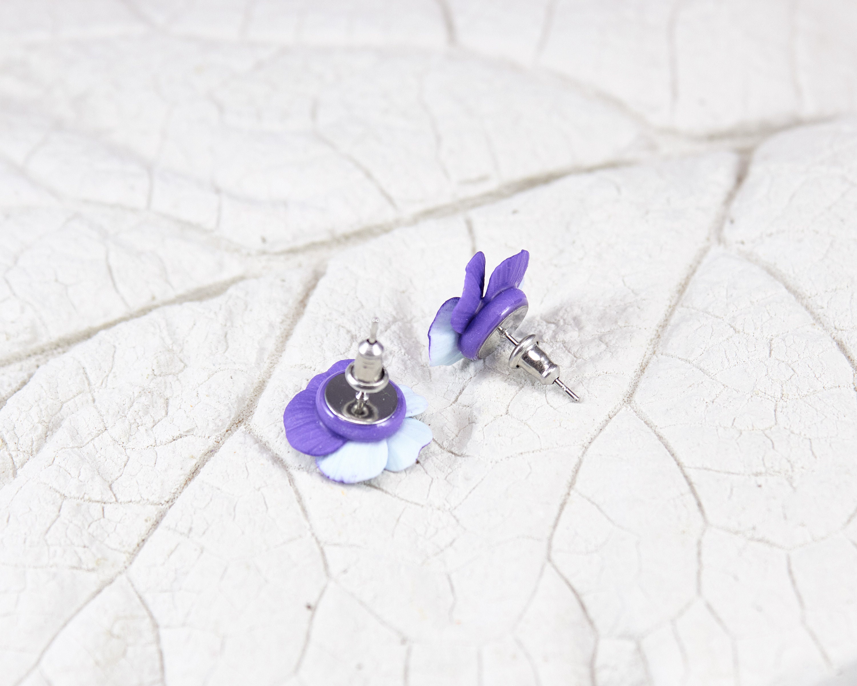 Mini Pansy Stud Earrings. Realistic Flower Earrings. Miniature | Etsy