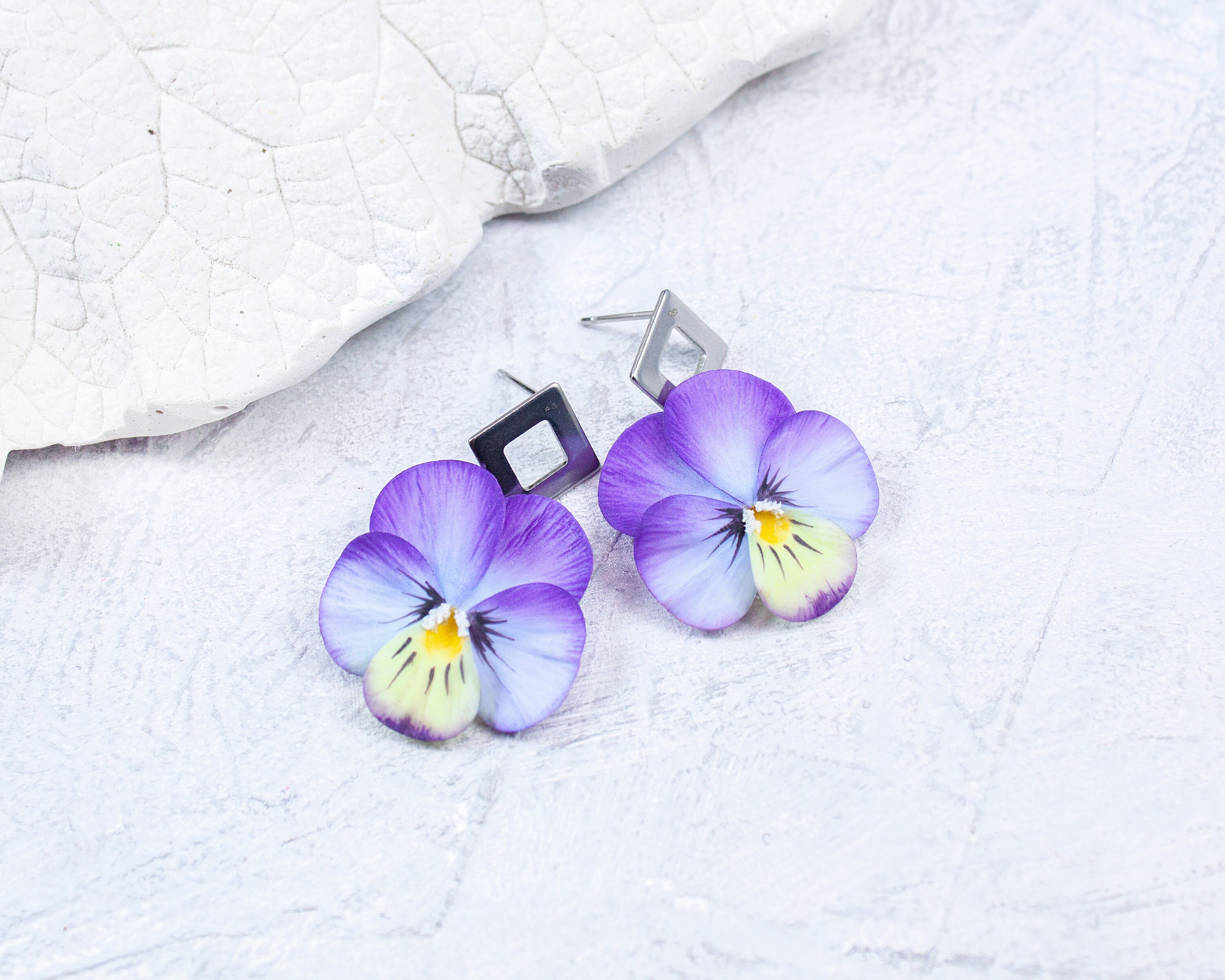 Pansy Stud Earrings - Etsy