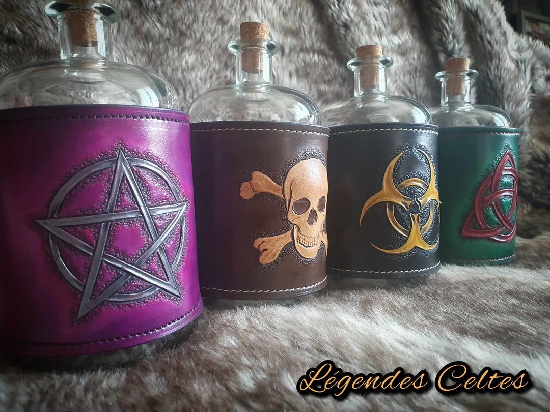 Personalized Rum Bottles in Vegetable Tanned Leather - Etsy