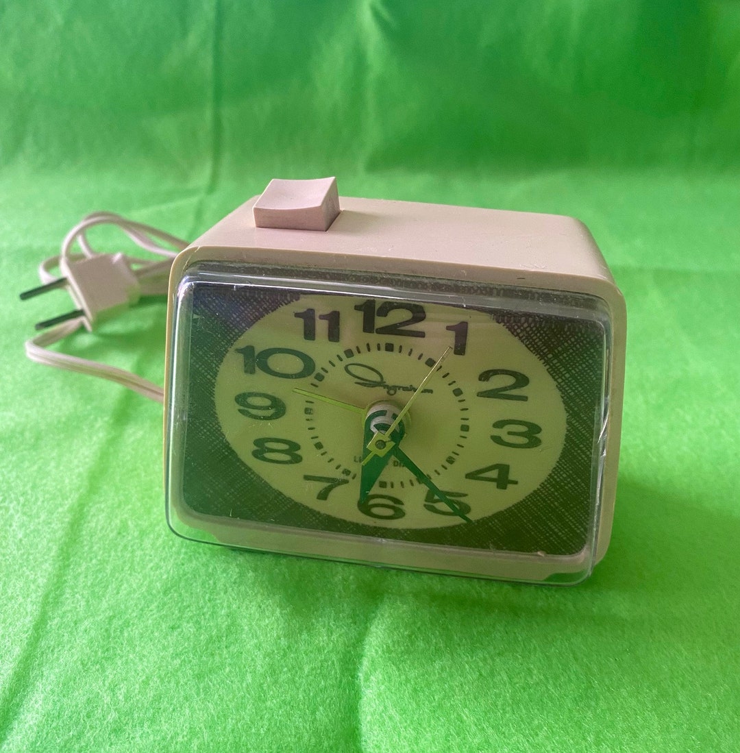 Vintage Mcgraw Edison Electric Alarm Clock Mid Century Modern 49-004 ...