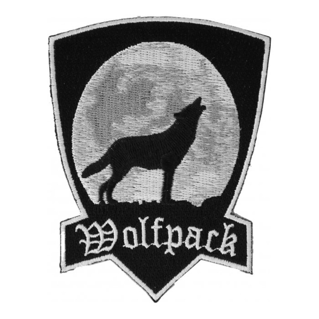 Gray Wolf Howling at Moon Wolfpack Embroidered Biker Patch - Etsy
