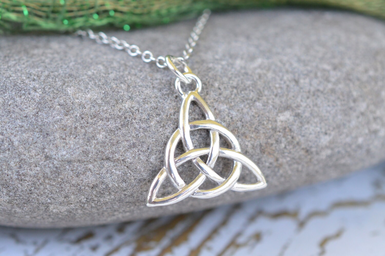 Trinity Knot Pendant Necklace | Etsy