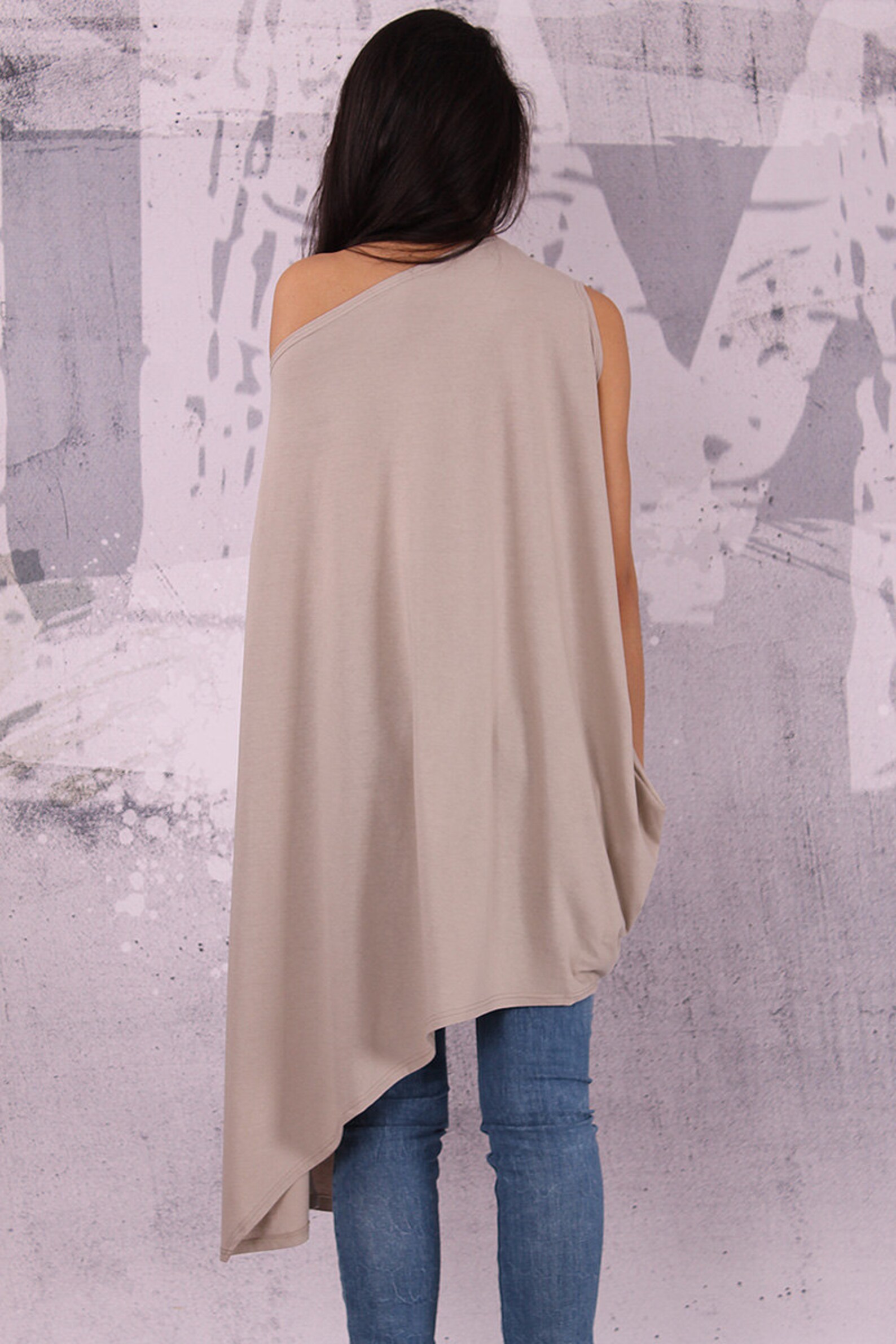 Plus Size Oversized Beige Asymmetrical Sleeveless Tunic Top, Sleeveless ...