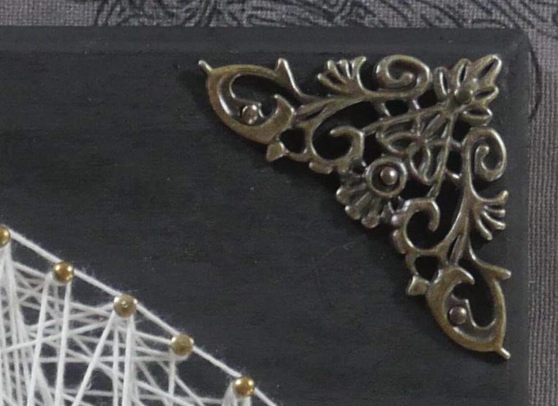 String Art Bat Plaque - Etsy