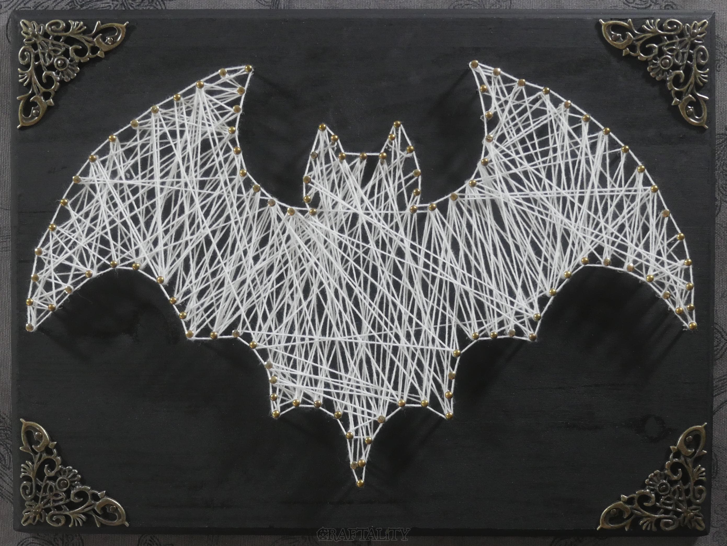 String Art Bat Plaque - Etsy