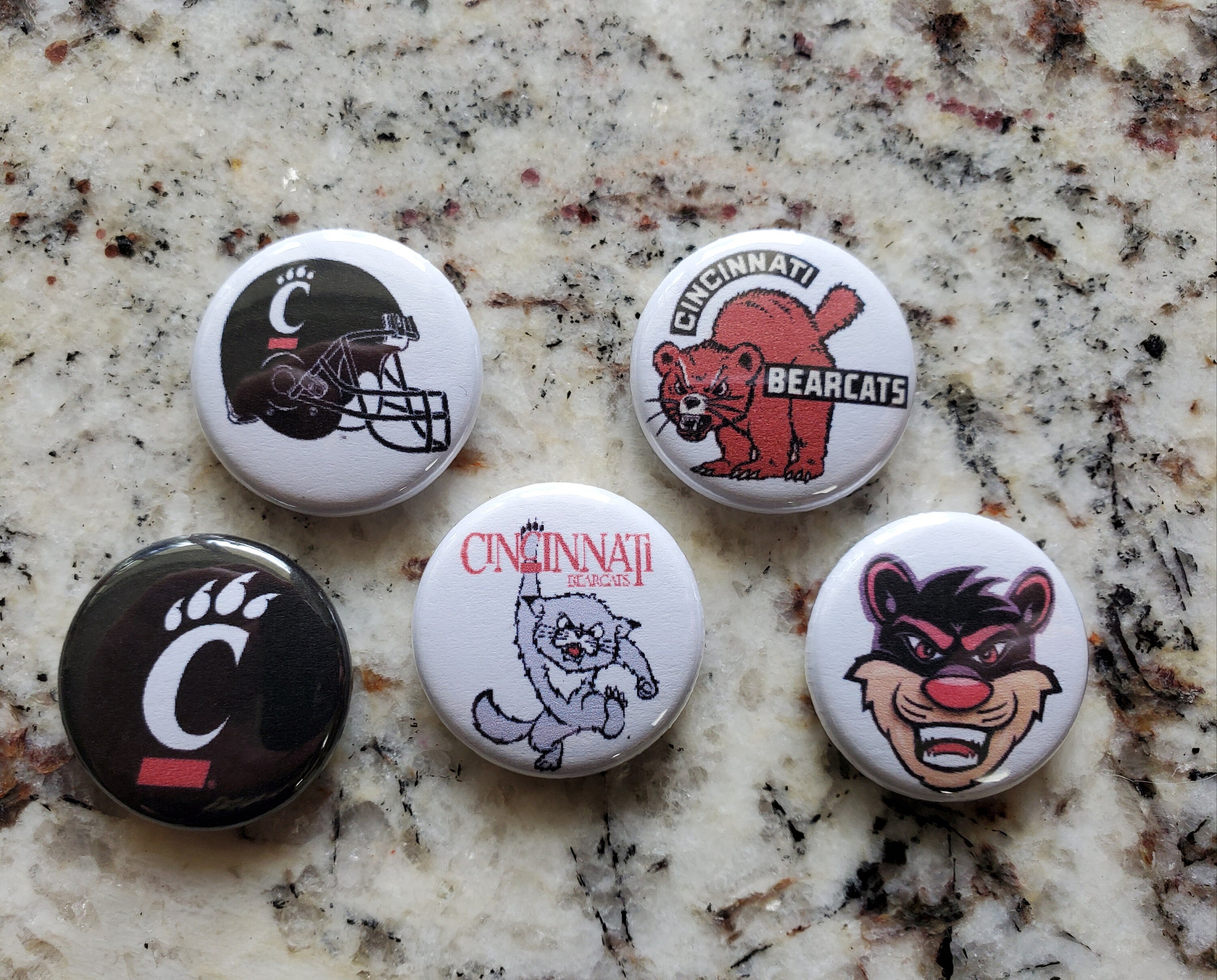 Five 1 ONE INCH DIAMETER University of Cincinnati Pins Pinback Button ...