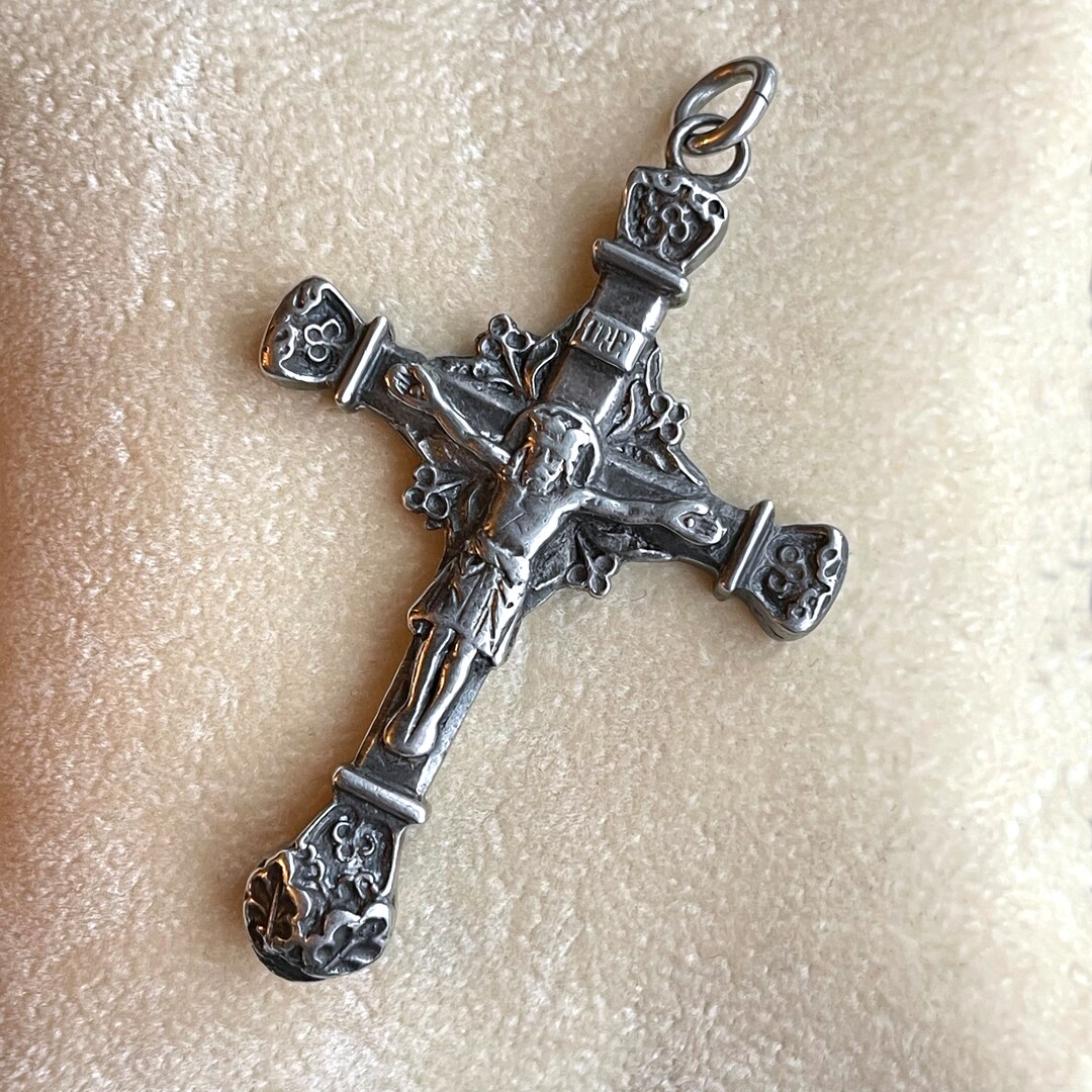 Antique Silver Crucifix Cross Pedant - Etsy