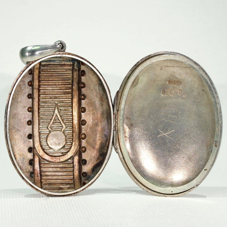 Victorian Embossed Silver Locket Button Design Birmingham 1880 - Etsy