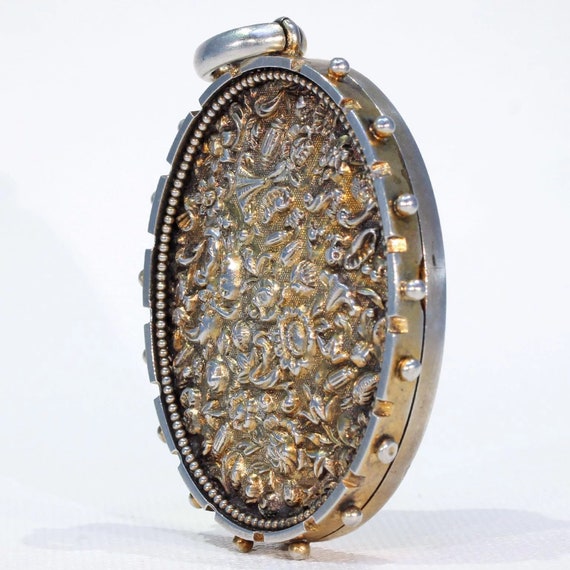 Antique Victorian Silver Repoussed Locket - Gem