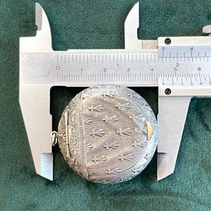 Antique French Repousse Silver Compact Pendant With Bees - Etsy