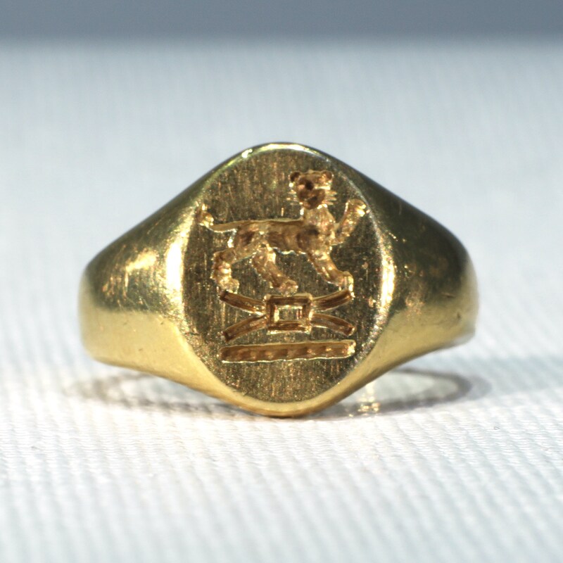 Antique Gold Signet Ring - Etsy
