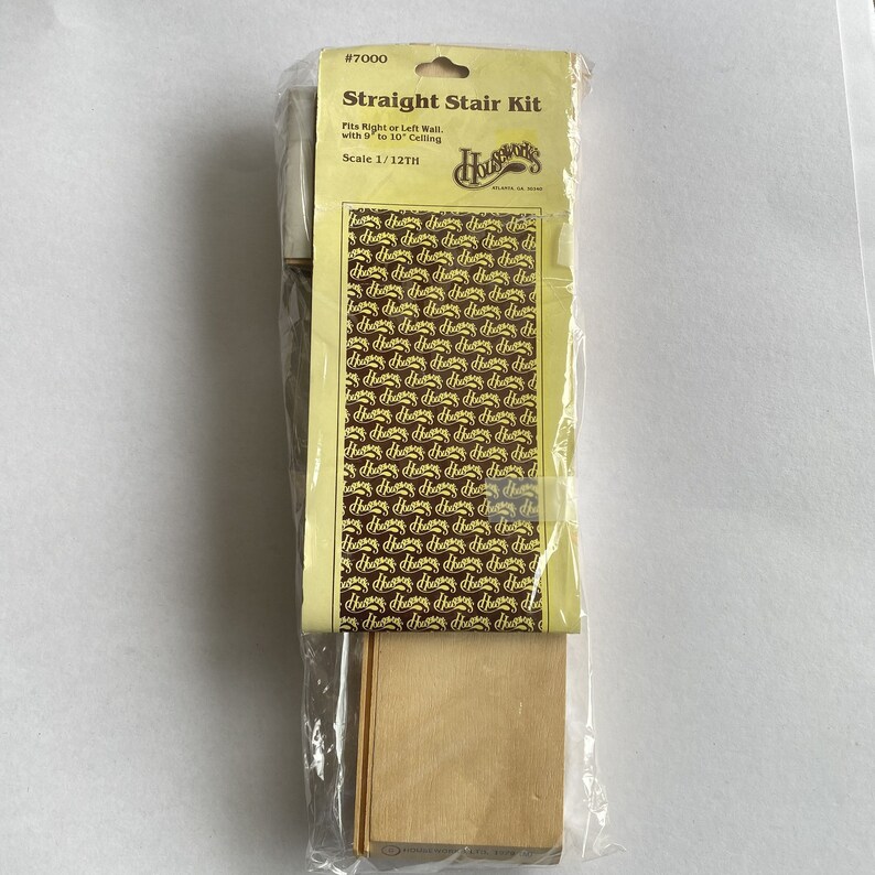 Straight Stair Kit 1:12 Houseworks Dollhouse Miniature #7000 Complete ...