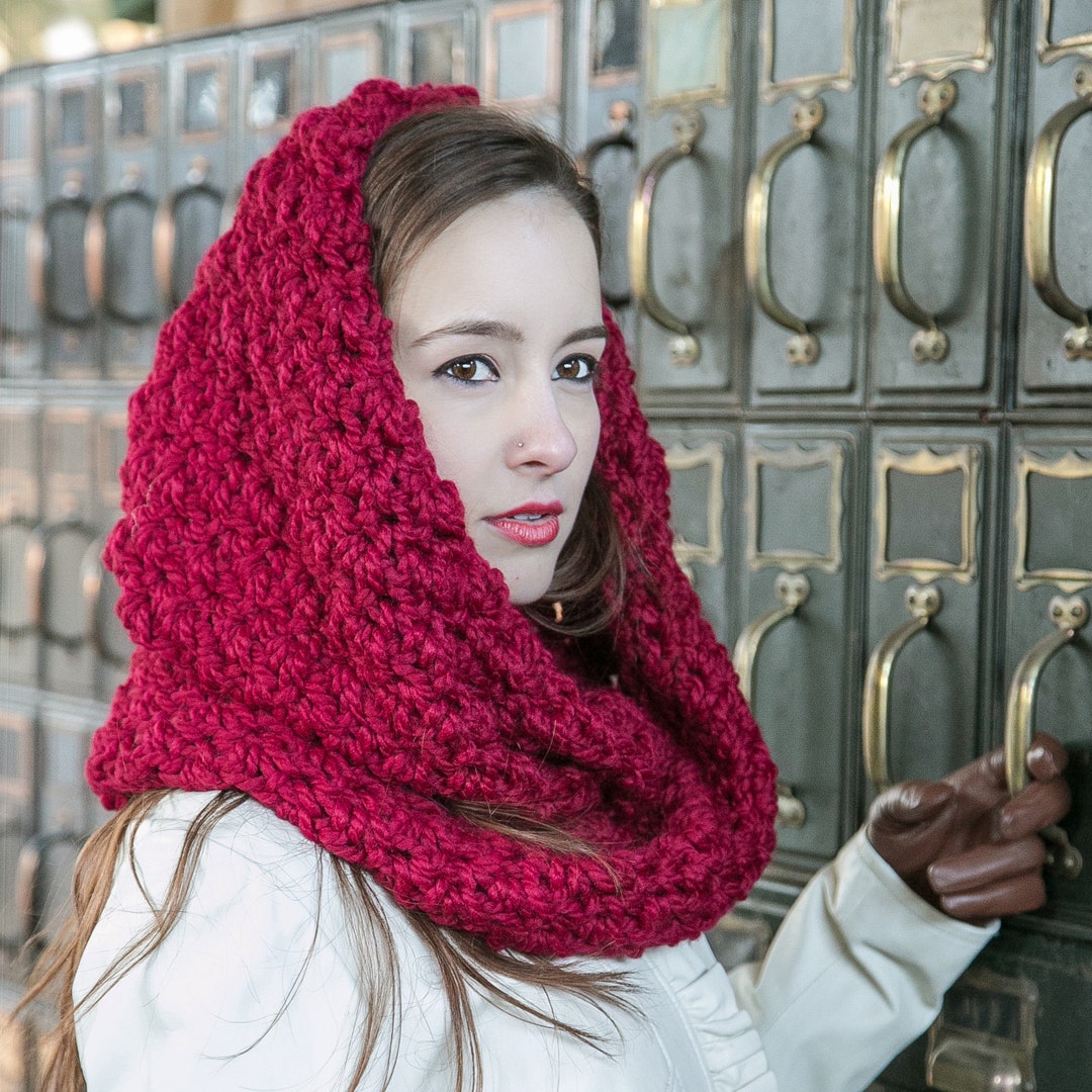 Red Infinity Scarf, Chunky Knit Infinity, Cowl, THE WEEKENDER INFINITY ...