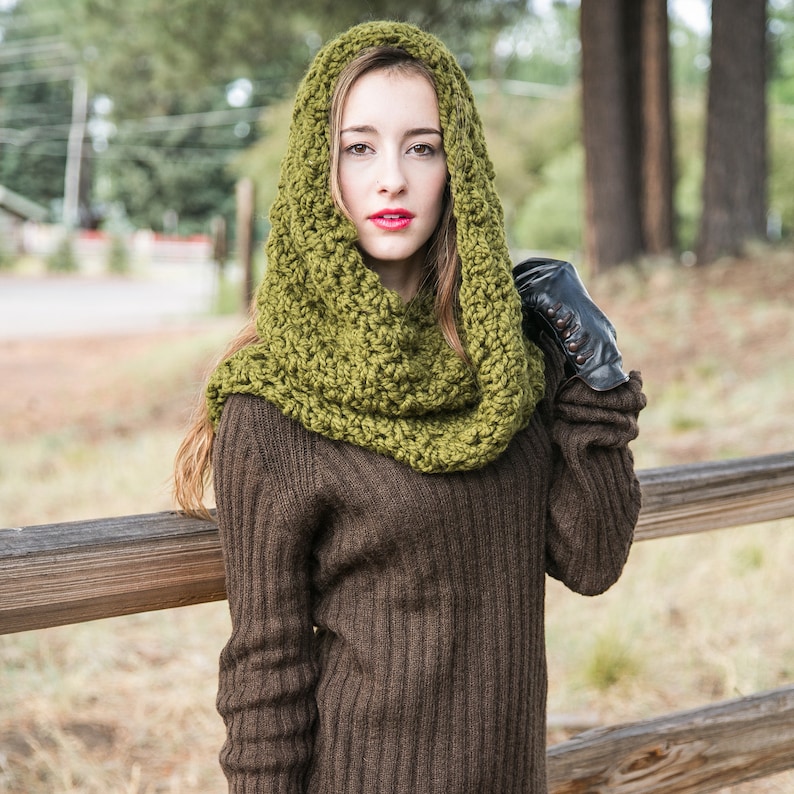 Green Infinity Scarf, Hooded Infinity, Chunky Knit Scarf, THE WEEKENDER ...