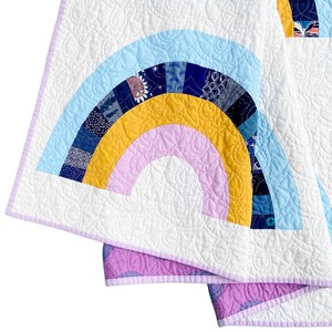 PRINT Sunshowers Quilt Pattern Rainbow Quilt Modern Curves - Etsy