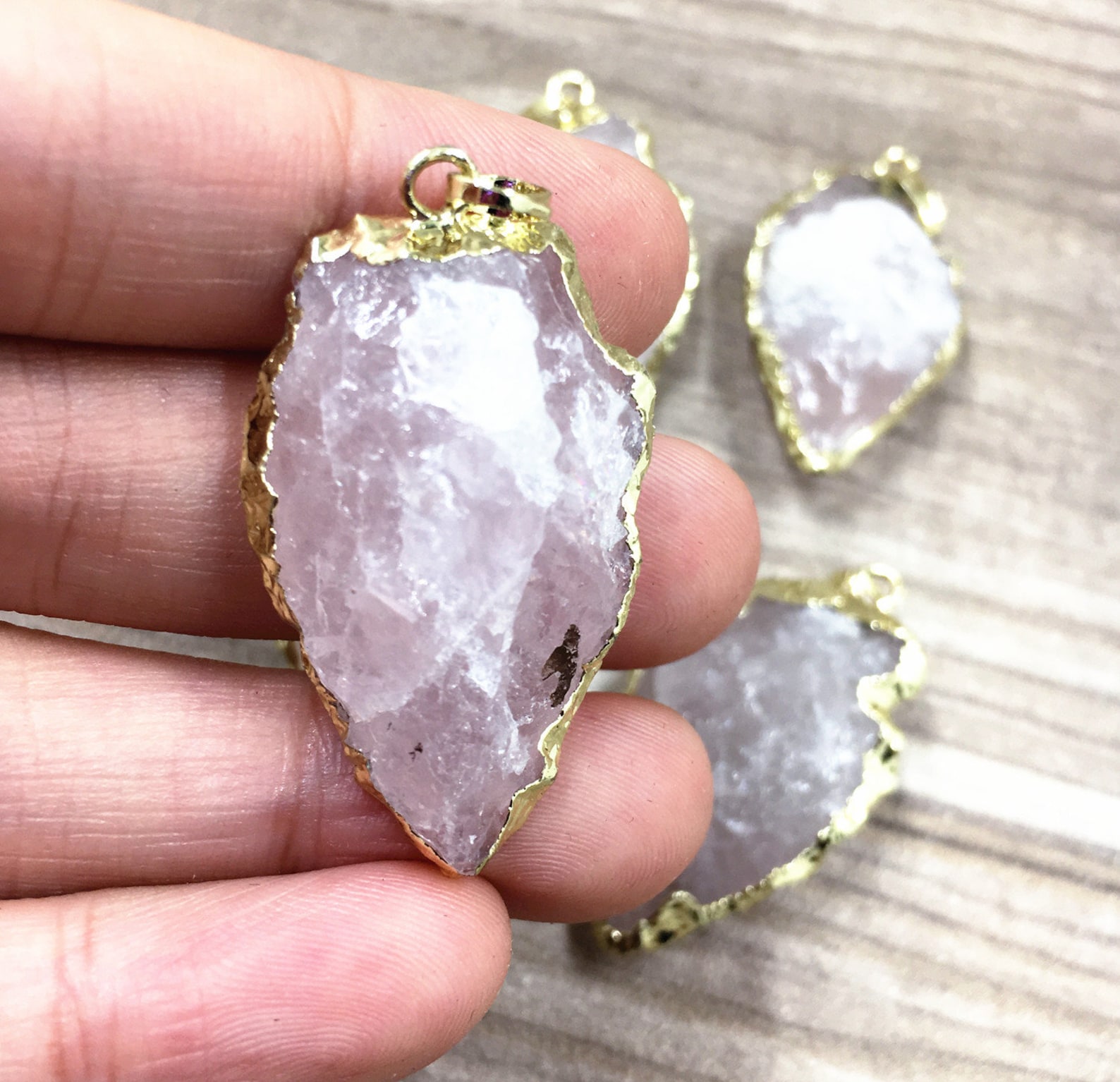 Wholesale Rose Quartz Crystal Arrowhead Pink Stone Arrow Head Pendant ...