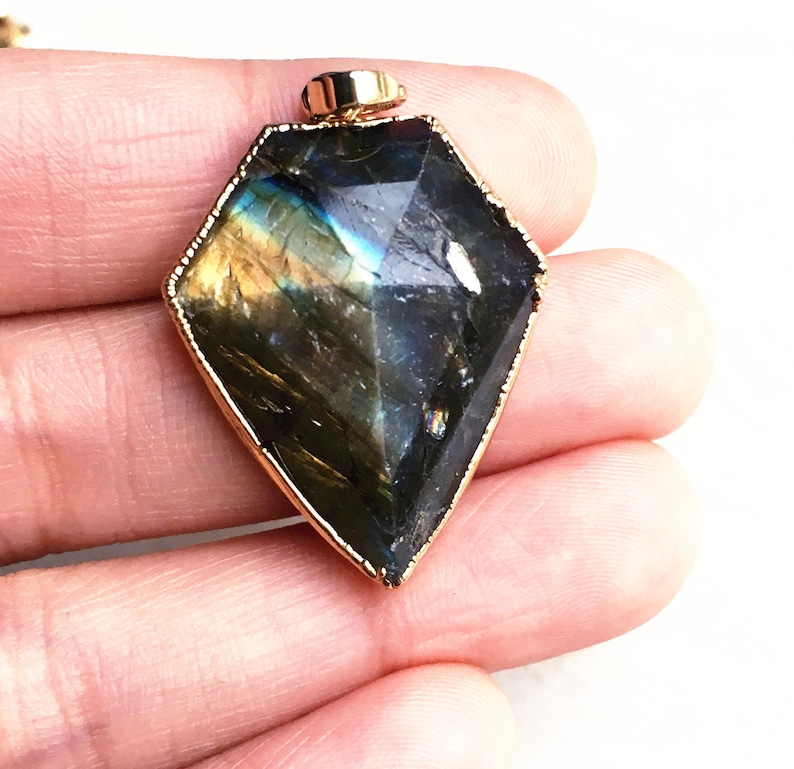 Wholesale Colorful Faceted Labradorite Stone Arrowhead Pendant | Etsy