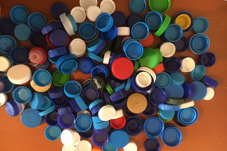 100 PLASTIC BOTTLE CAPS/ Plastic Bottle Lids Recycled - Etsy