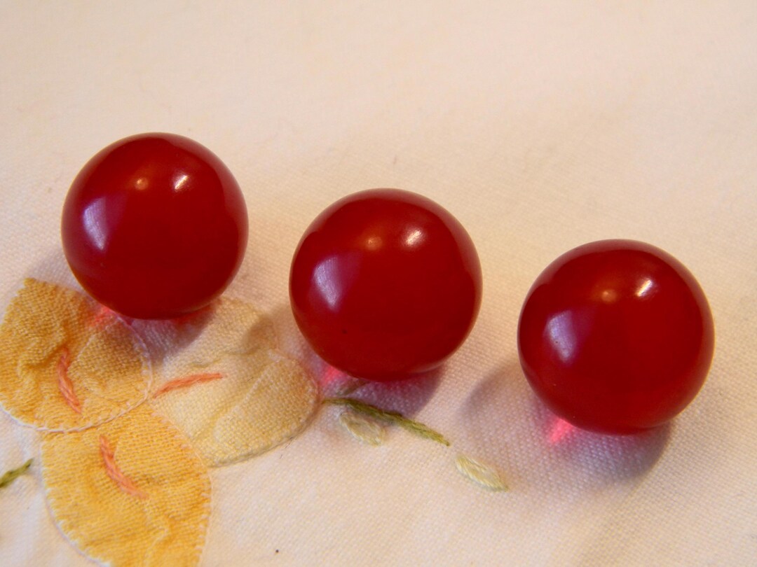 Antique Bakelite Large Red Ball Buttons- Three Buttons - Etsy