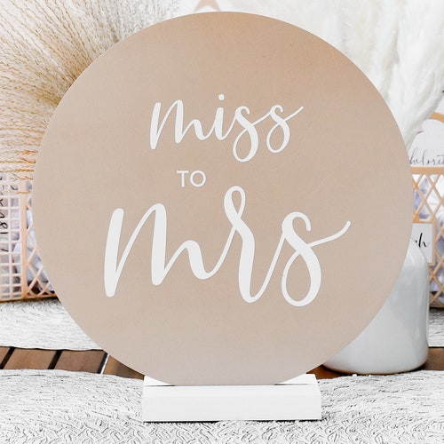 Future Mrs Sign Bridal Shower Backdrop Sign Miss to Mrs Wood - Etsy