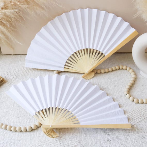 Paper fans for wedding 60 photos - Astyledwedding.com