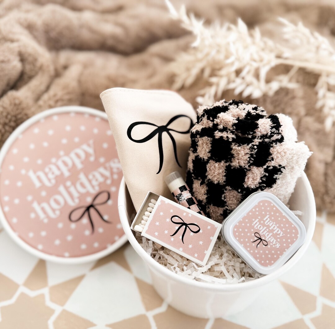 Holiday Gift Box Christmas Gift Idea Cute Neutral Gift Basket Friend ...