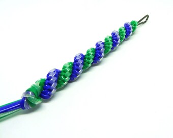 6 String Plastic Lace Keychain - Etsy